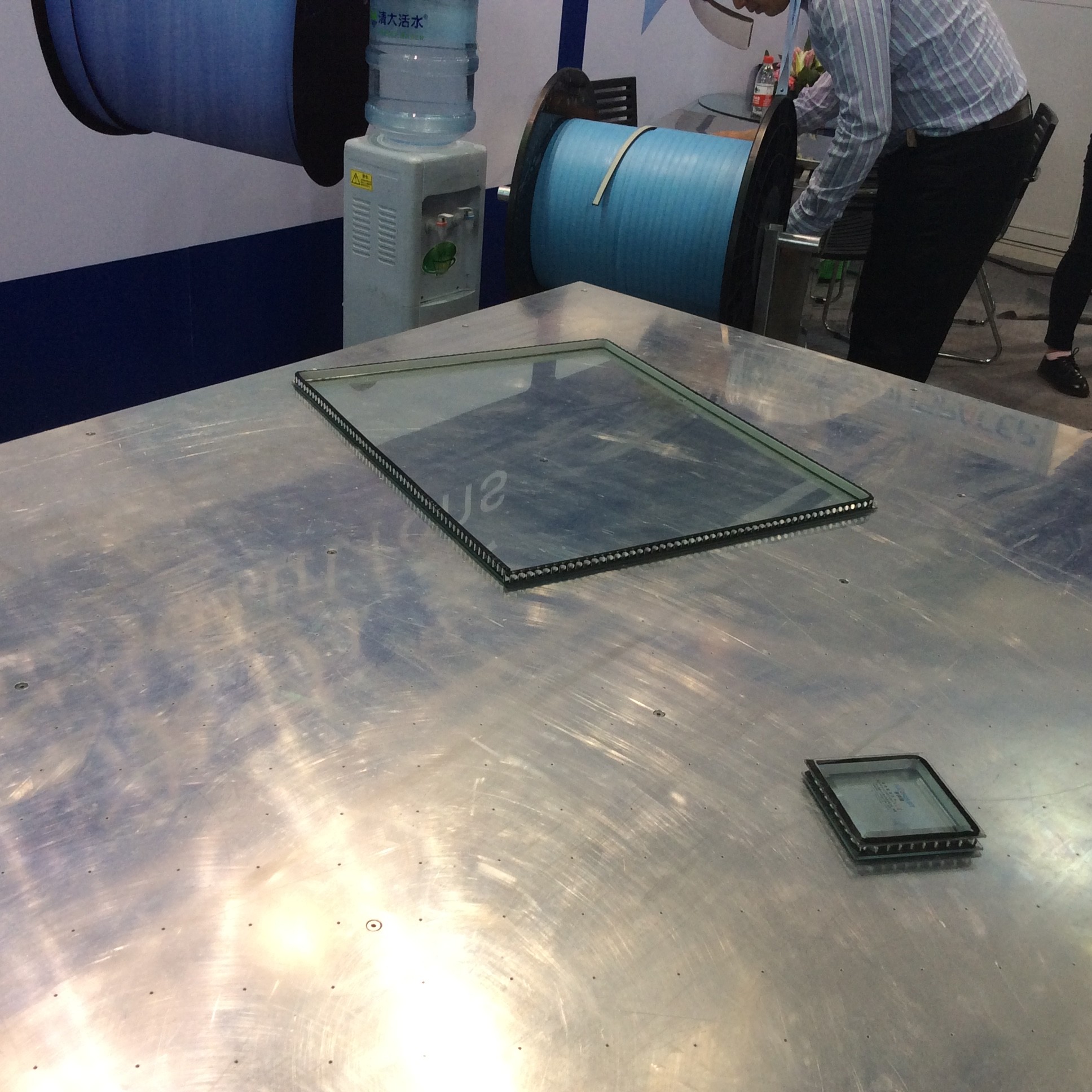 DOUBLE GLASS SPACER